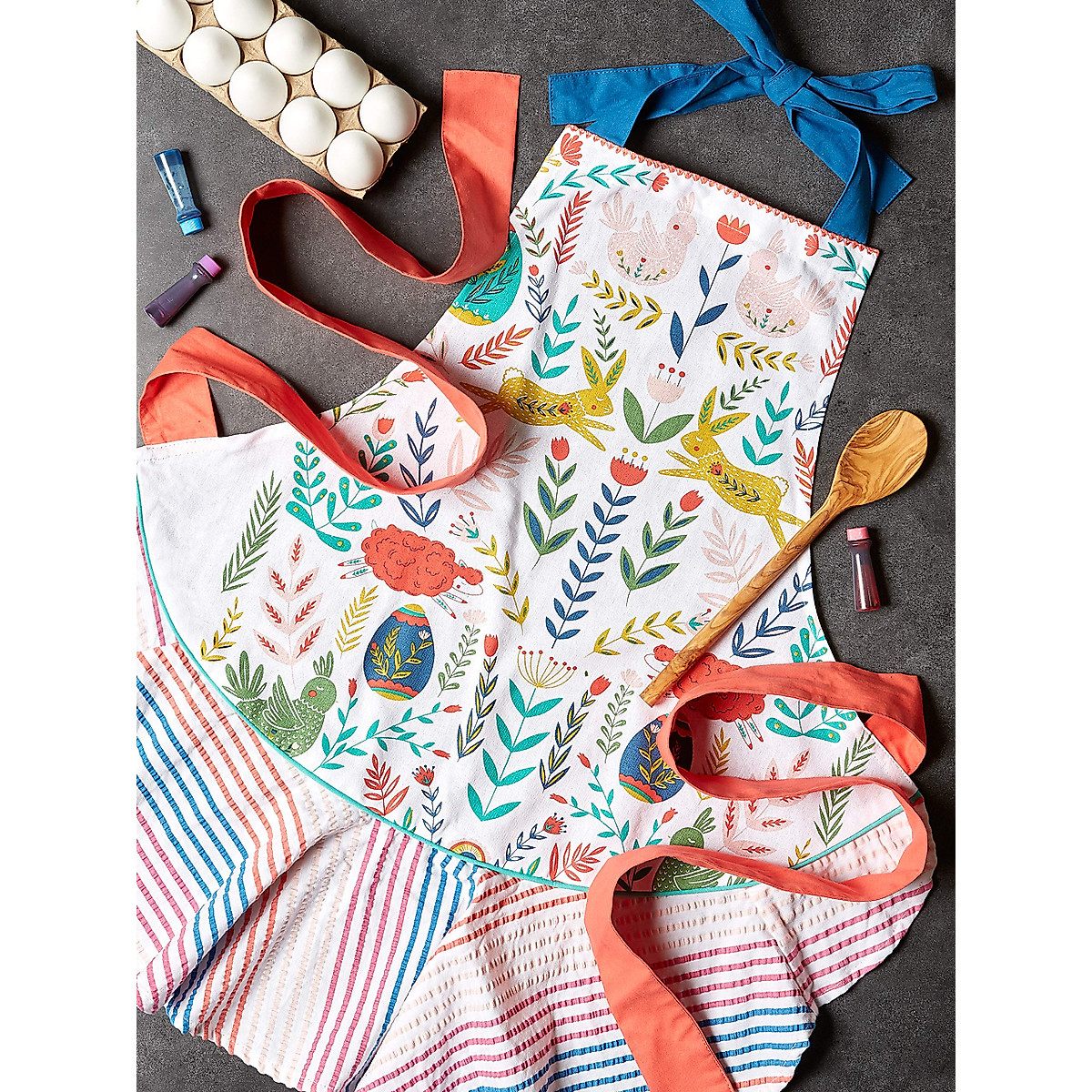 DII Spring Kitchen Collection Adjustable Woman's Apron with Pockets & Extra Long Ties, One Size, Easter Folk