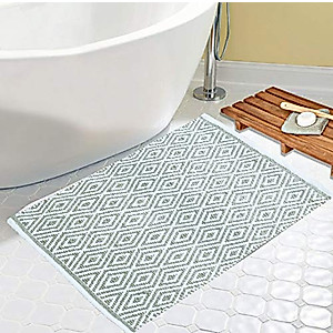 Ramanta Home 100% Cotton Diamond Rug 21x34 Hand Woven Reversible Washable Rug - Grey,Farmhouse Bathroom Rugs,Entry Rugs,Rugs for Living Room,Rag Rug,Kitchen Rug Cotton,Machine Washable Rug,Woven Rug