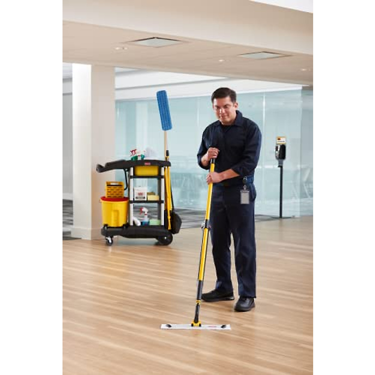 Rubbermaid HYGEN Disposable Microfiber Pad, 18 Quick Connect Mop System, 50 Count (Pack of 3), with Scrubbing Stripes for Dry & Wet Cleaning, Multi-Surface