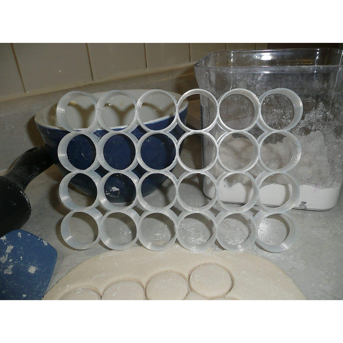 24 CIRCLES COOKIE CUTTER GRID 1.25 INCH DIAMETER WAFER EUCHARIST SACRAMENT MADE IN USA PR2895