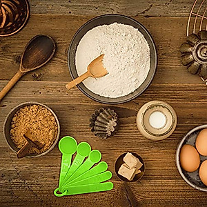 KUFUNG Kitchen Baking Plastic Measuring Spoon &Cups Set for Dry or Liquid (11 pcs, Green)