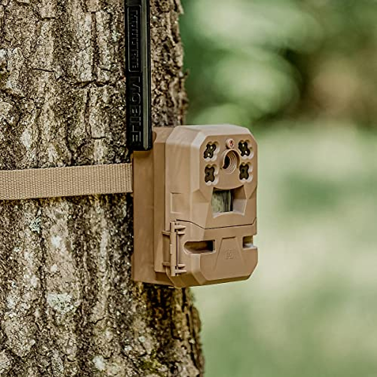 Moultrie Edge Cellular Trail Camera -Auto Connect - Nationwide Coverage - 720p Video with Audio - Built in Memory - Cloud Storage - 80 ft Low Glow IR LED Flash