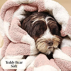 Orelle “Cream Puff” - Soft Knit Checkered Throw Blanket & Socks - Cozy Pink Checkered Blanket Throw - Fluffy Checkerboard Blanket - Aesthetic Cute Checker Blanket Checkered Decor - Puff Pink. 55x67