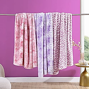 Betsey Johnson- Throw Blanket, Ultra Soft Faux Fur Home Décor, All Season Bedding (Fireworks Tie Dye Pink, 50 x 60)