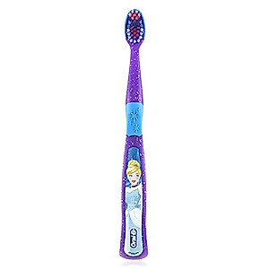 Oral-B Princess Toothbrush for Little Girls, Children 3+, Extra Soft, Cinderella Characters - 1 Count