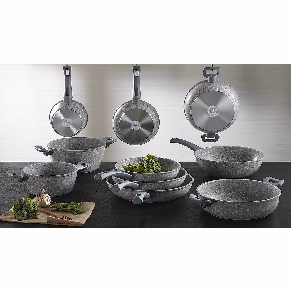 Mopita Roccia Viva 24cm/9.45" Non-Stick Forged Aluminum Fry Pan, Medium, Grey