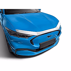 Auto Ventshade [AVS] Aeroskin Hood Protector | 2014 - 2015 Chevrolet Silverado 1500, Low Profile/Flush - Chrome | 622062