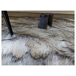 Round Carpet for Bedrooms Rugs,Living ,Kids Rooms,Sofa.LAMBZY 'Maya Collection' Silky Shaggy Rug,Faux Sheepskin,Soft Touch Fur ,Fluffy Area Rugs,Silky Plush,Hypoallergenic (9’6"(D290cm), White/Black)