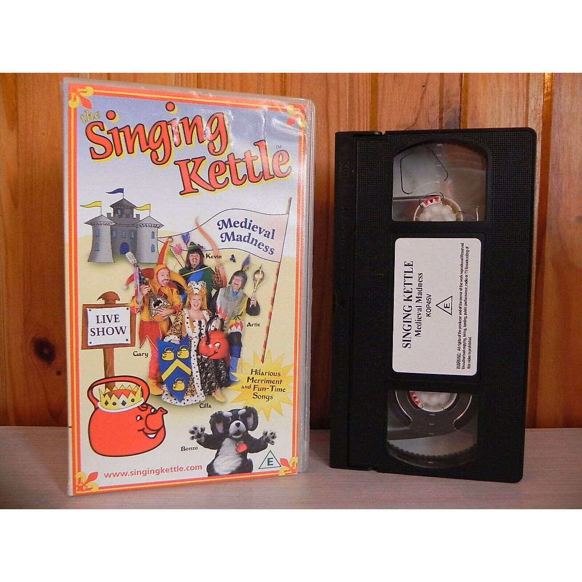 11 Songs - The Singing Kettle - Medievil Madness - Singing Video - Children VHS
