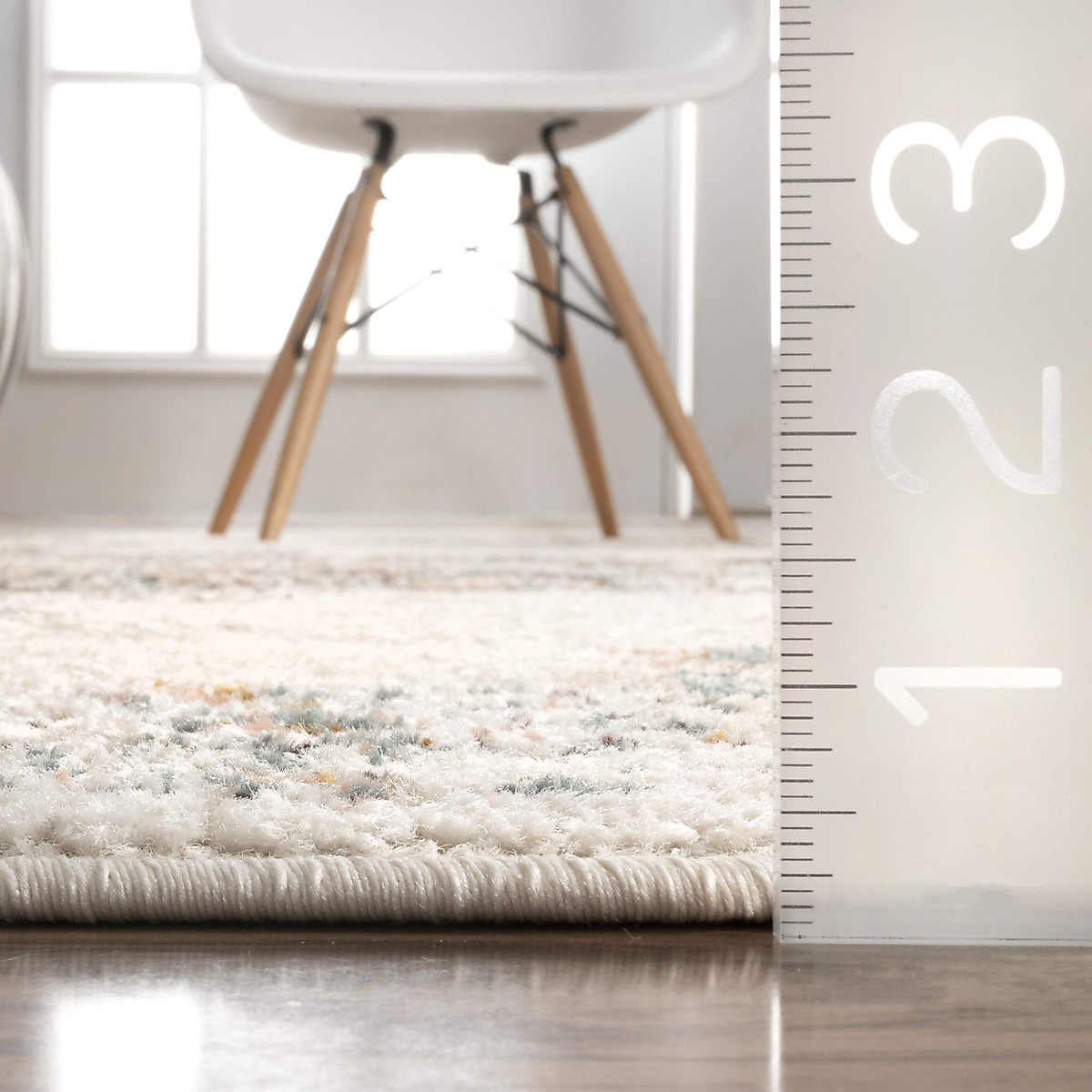 nuLOOM Vintage Medallion Liliana Accent Rug, 2x3, Beige