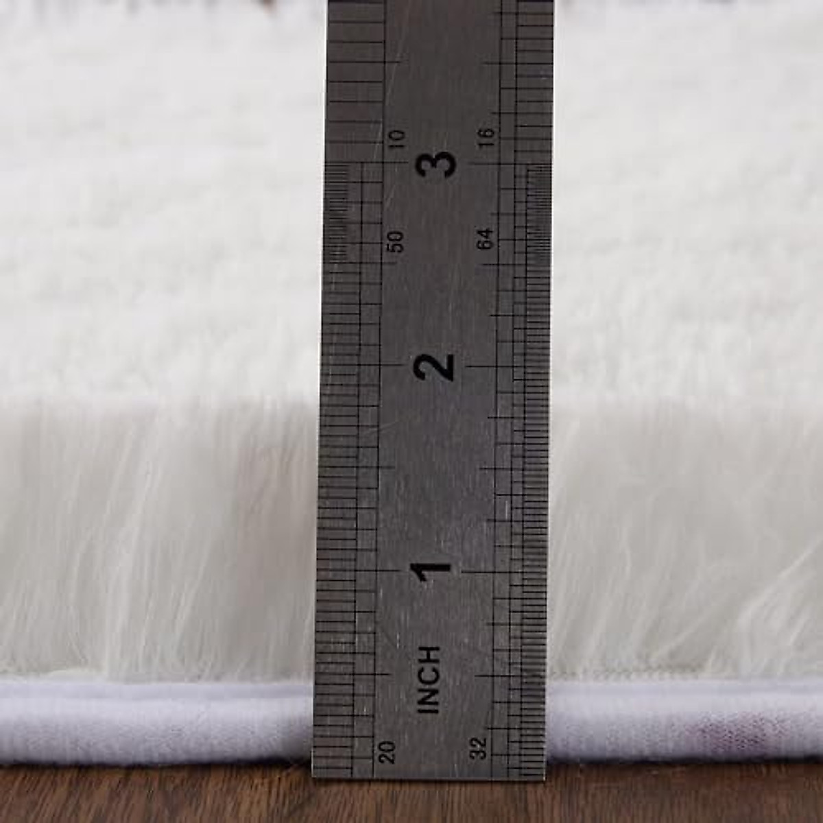 Zacoo Runner Rug for Bedroom 2x6 Soft Fluffy Area Rugs Shaggy Throw Carpet for Hallway Bedside Non Slip Plush Furry Floor Cover for Entryway Nursery Kids Room Living Room Decor, White