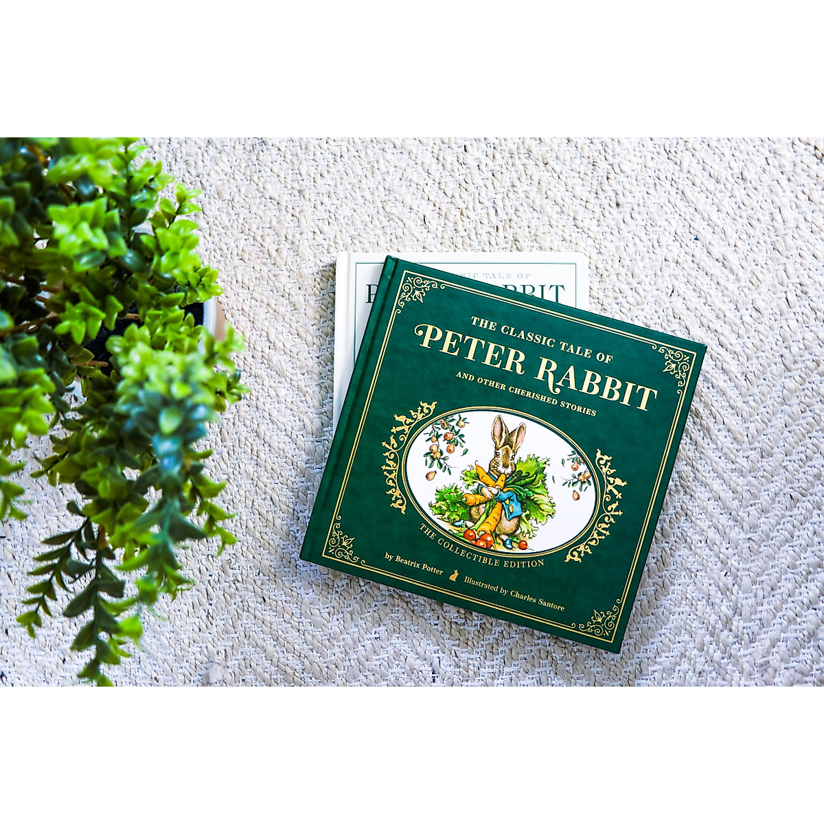 The Classic Tale of Peter Rabbit: The Collectible Leather Edition (Illustrated Classic Children's Stories By Beatrix Potter)