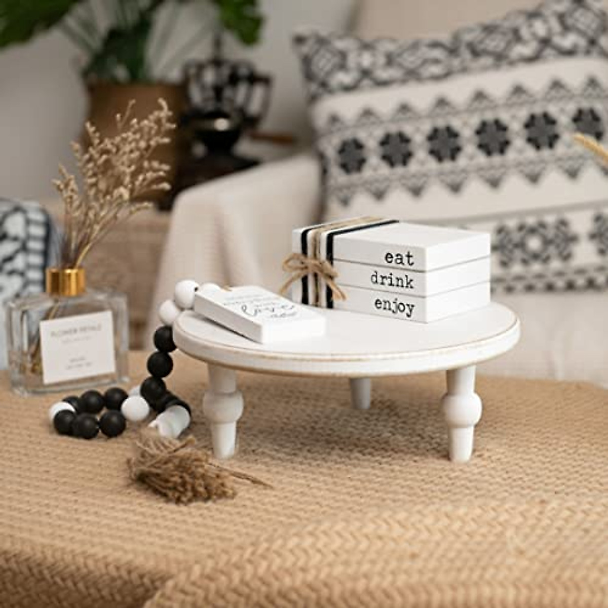 GENMOUS Farmhouse Decorative Round Wood Risers For Decor, White Wood Pedestal Stand With Wood Book Stacks and Garland For Rustic Accent Centerpiece Display in Kitchen/Bathroom/Dining/Living Room