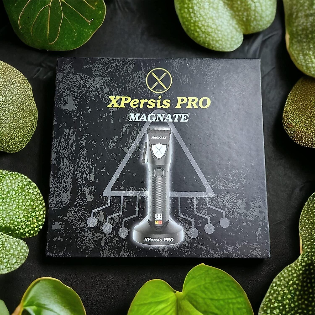 XPERSIS PRO Magnate Quiet DLC Fade Blade Black Cordless Hair Clipper for Barbers, Professional Mens Hair Clipper + Electric Razor Foil Shaver with Sharp Blades