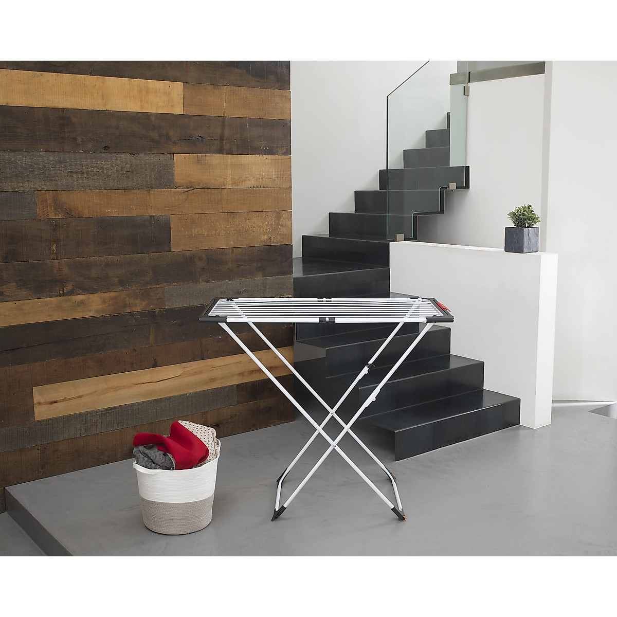 Vileda Extendable Clothes, Foldable Airer with Wheels, Aluminium Resin, White, 5.2 x 60.5 x 131.5 cm