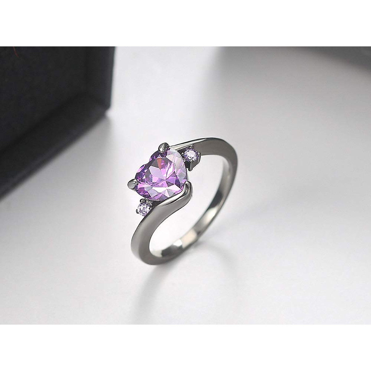 GUIDECUN Exquisite 18K Black Gold Plated Promise Band Ring Wedding Purple Heart Cubic Zirconia Rings for Women （Available in Size 6, 7, 8, 9，10） (US Size 6)