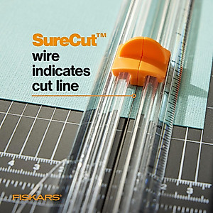 Fiskars SureCut Portable Trimmer with Recycled Cutline, 12 Inch Cut, Black,01-005454