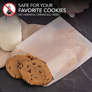 Paper Sandwich Bags Bulk Wax Paper (200 Pack) 7" x 6" x 1" Wet Wax Paper Bags - Food Grade Grease Resistant Wax Bags - White Glassine Bags - Paper Bags for Bakery Cookies, Candy, Snacks, French Fries