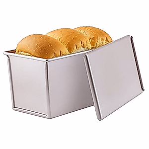 CHEFMADE Pullman Loaf Pan with Lid, 1Lb Dough Capacity Non-Stick Rectangle Flat Toast Box for Oven Baking 4.2" x 7.7"x 4.4"(Champagne Gold)