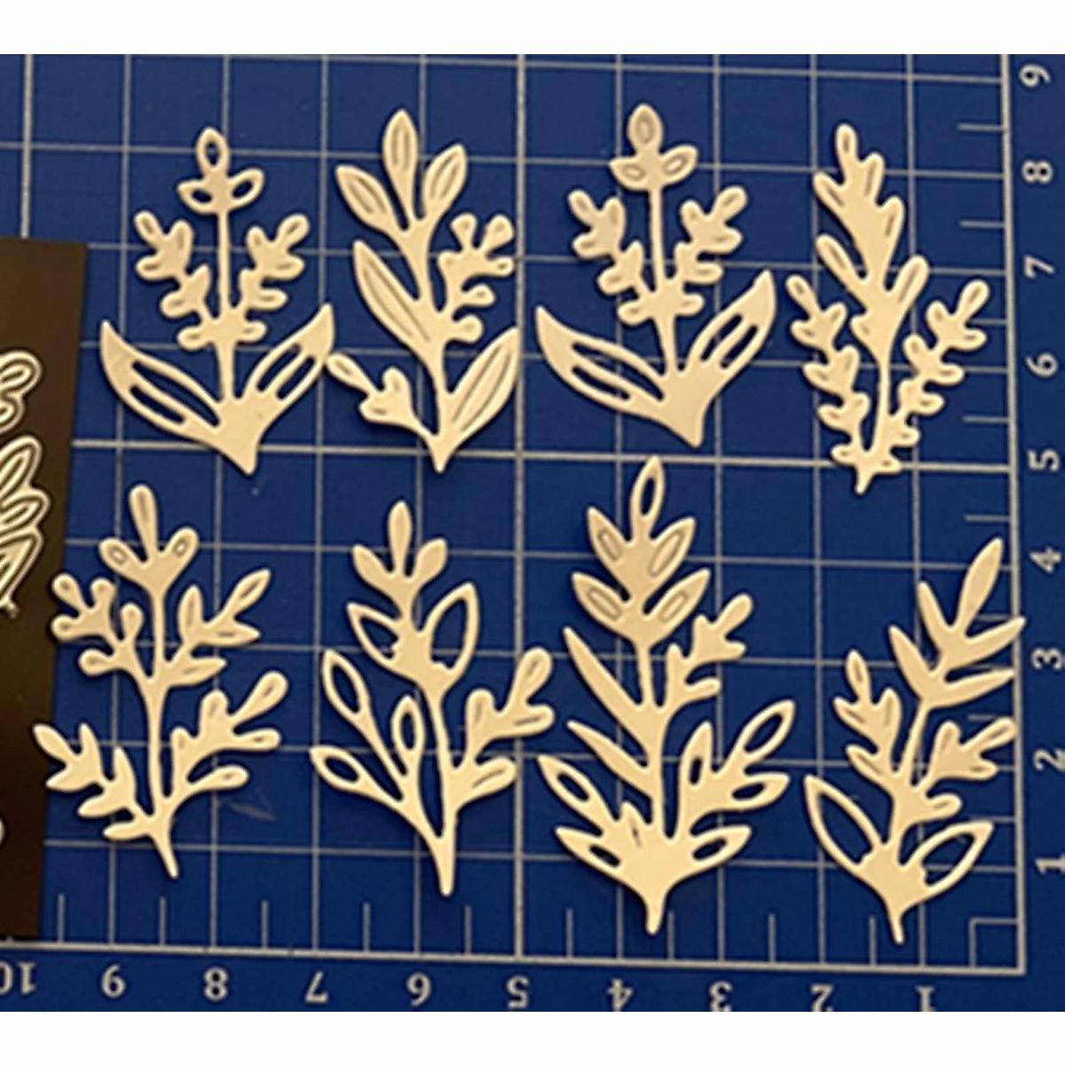 hinana 8pcs/Set Leaves Metal Die Cuts,Various Leaves Plant Flower Leaf Cutting Dies Cut Stencils for DIY Scrapbooking Album Decorative Embossing Paper Dies Card Making