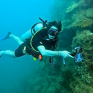 ProShot Dive - Underwater iPhone Housing Rated to 130ft/40m. Universal Waterproof iPhone Case, Compatible with All iPhones. Fits iPhone 6s - iPhone 14 Pro Max. Scuba Diving and Snorkeling iPhone Case.