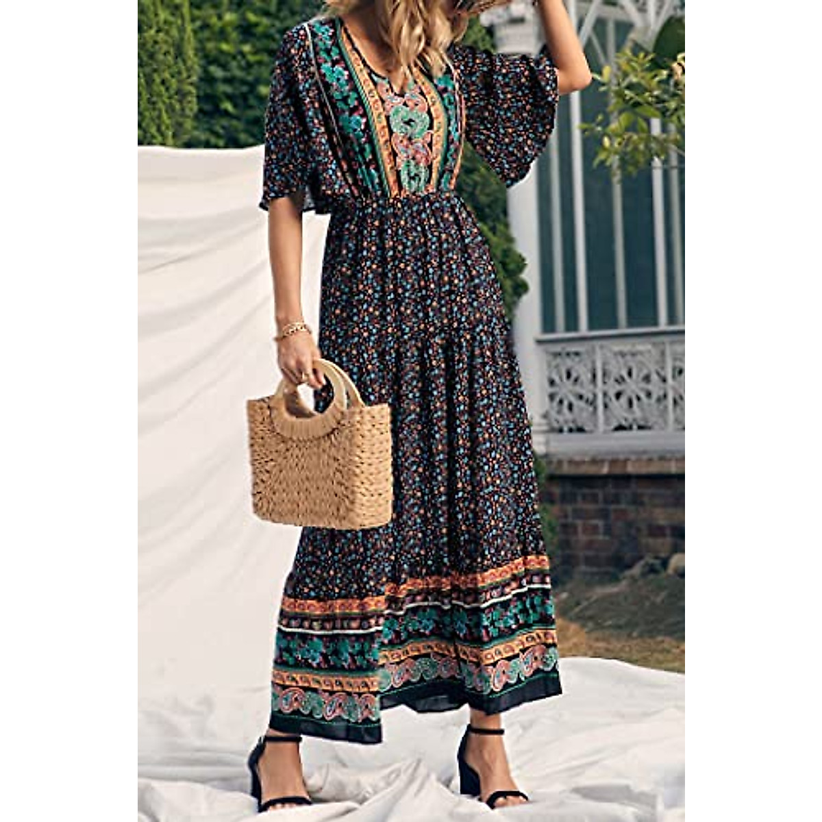 PRETTYGARDEN Women's Casual Summer Boho Floral Print Dress V Neck Short Sleeve High Waist Long Maxi Beach Dresses (Black Floral,Medium)