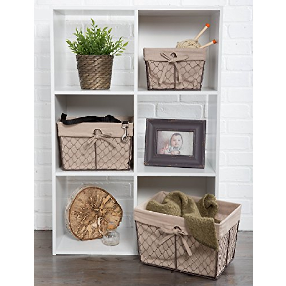 DII Farmhouse Chicken Wire Storage Baskets with Liner, Set of 3, Rustic Natural, Assorted Sizes