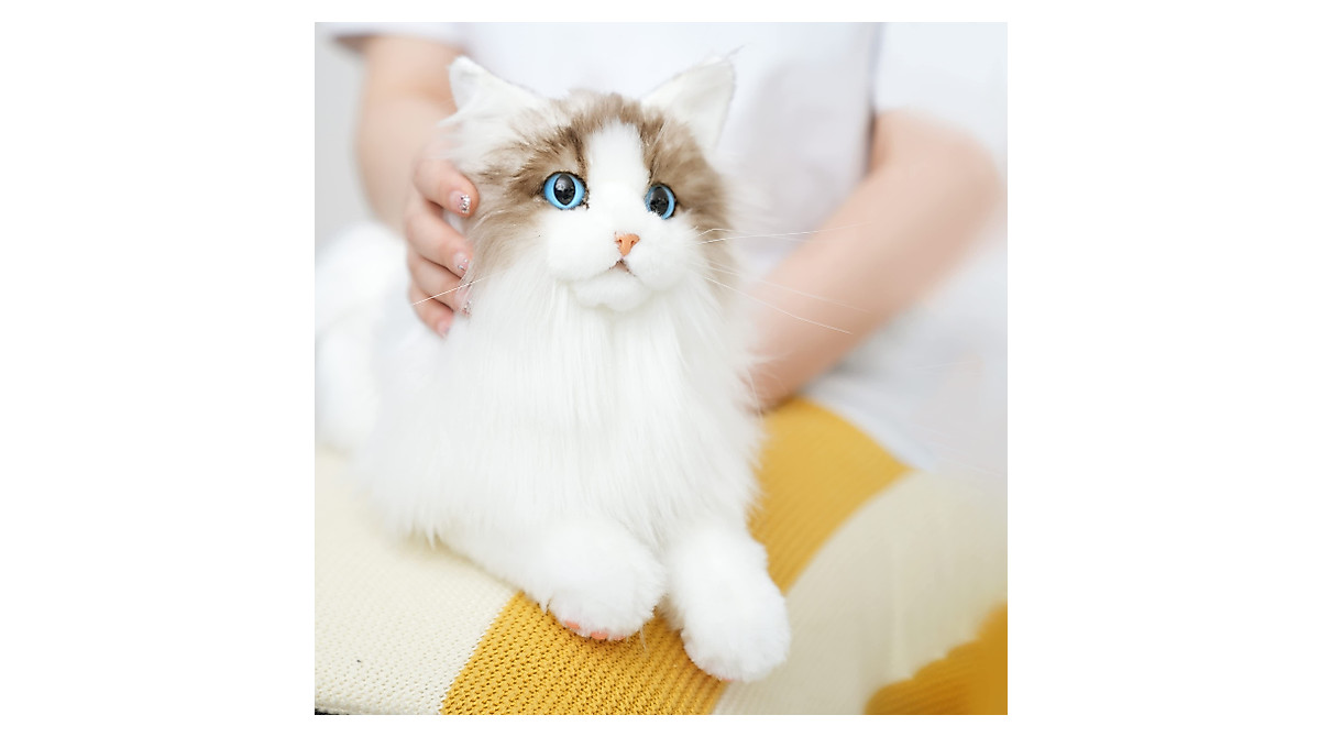 Lifelike White Cat Plush | Handmade Companion Toy from Chongker