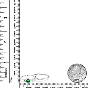 Gem Stone King 10K White Gold Green Simulated Emerald and White Lab Grown Diamond 3-Stone Bridal Engagement Wedding Ring Set For Women (1.08 Cttw, Gemstone May Birthstone, Round 5MM, Size 8)