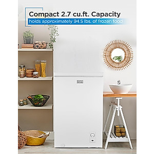 BLACK+DECKER 2.7 Cu. Ft. Compact Chest Freezer, Deep Freezer Holds Up To 94.5 Lbs. of Frozen Food, Removable Storage Basket, BCFK726, White