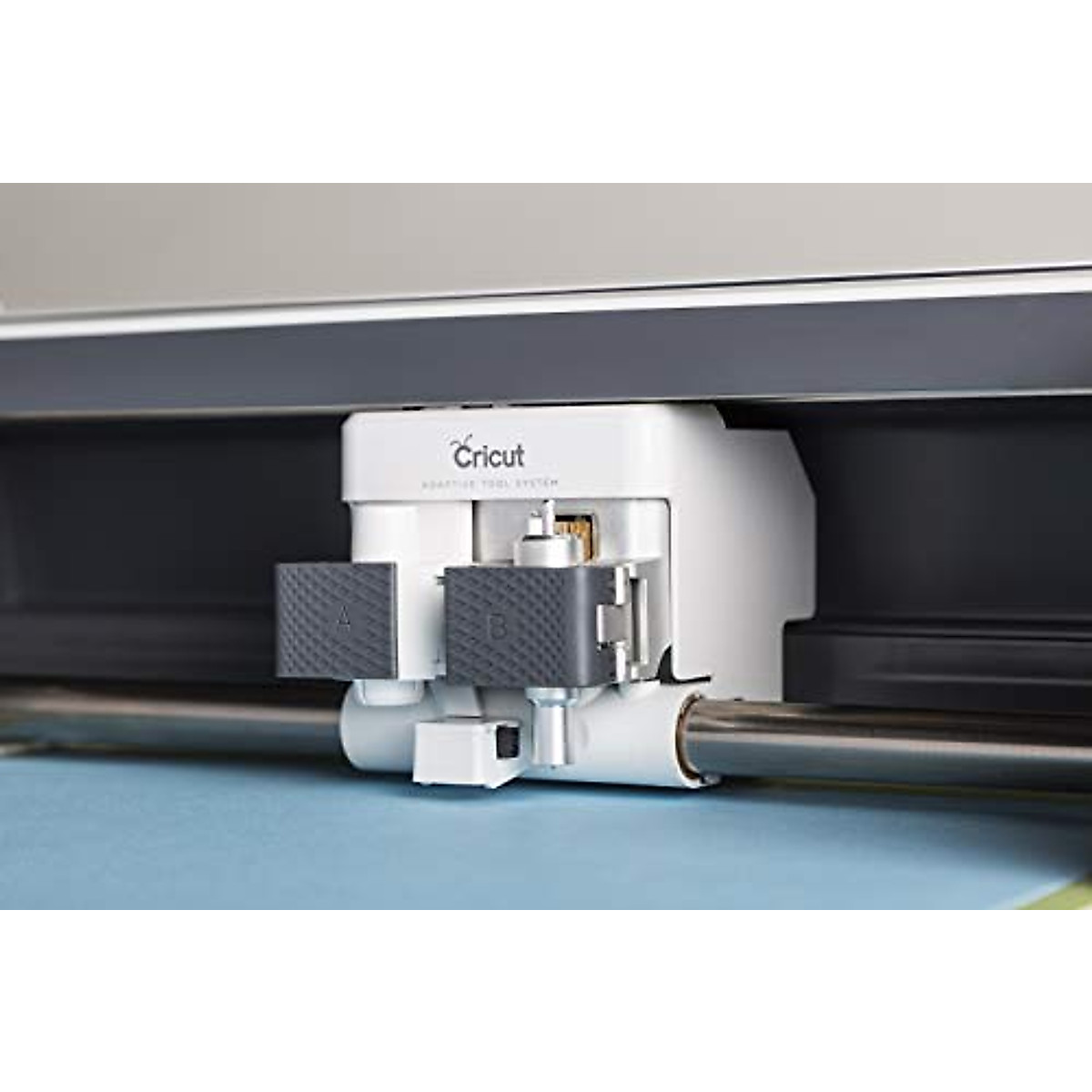 Cricut Premium Fine-Point Replacement Blade, Cutting Blade with Improved Design, Cuts Light to Mid-Weight Materials, For Personalized Crafts, Compatible with Cricut Maker & Explore Machines, 1 Count