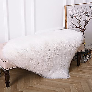 Fulie Ultra Soft Rug Faux Sheepskin Fur Area Rug, White Fluffy Shag Rug for Girls Bedroom Bedside Floor Carpets, Fuzzy Plush Rugs for Sofa Living Room Indoor Home Decor, 3x5 Feet
