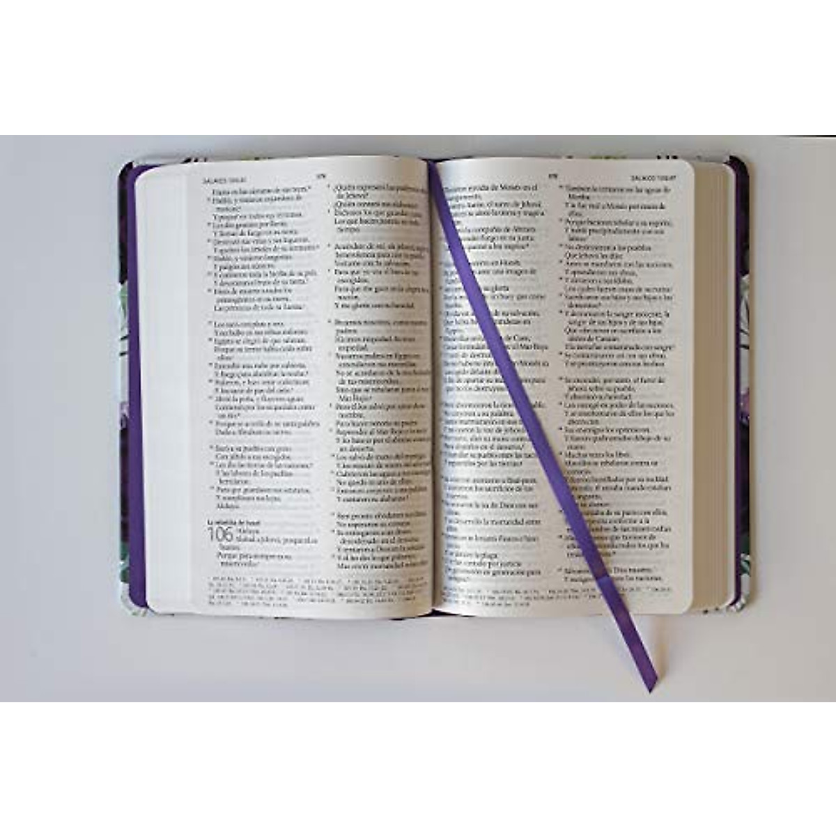 Biblia RVR1960 Tapa dura y tela morada con flores tamaño manual / Spanish Bible RVR 1960 Handy Size Large Print Hardcover Cloth with Purple Floral