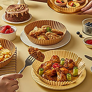 LANARP 300 Pcs 7.9 Inch Air Fryer Disposable Paper Liner Non-stick Round Airfryer Parchment Liners Oil Resistant Food Grade Baking Paper Liner for Air Fryer Grease and Water Proof Cooking Paper