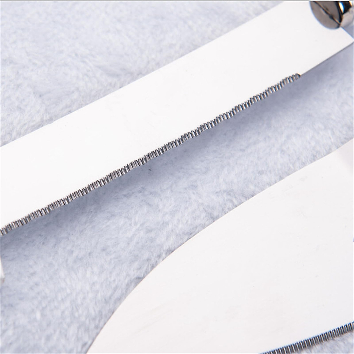 Weierken 2Pcs Cake Cutting Set for Wedding, Cake Pie Pastry Servers, Elegant Stainless Steel Silverware Cake Knife for Valentine's Day, Birthdays, Christmas, New Year Party