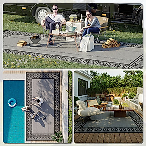 Outsunny Reversible Outdoor Rug, 9' x 18' Waterproof Plastic Straw Floor Mat, Portable RV Camping Carpet with Carry Bag, Large Floor Mat for Backyard, Deck, Picnic, Beach, Black & Gray Border