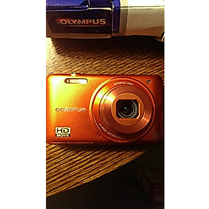 Olympus VG-160 14MP Digital Camera with 5x Optical Zoom (Red) (Old Model)