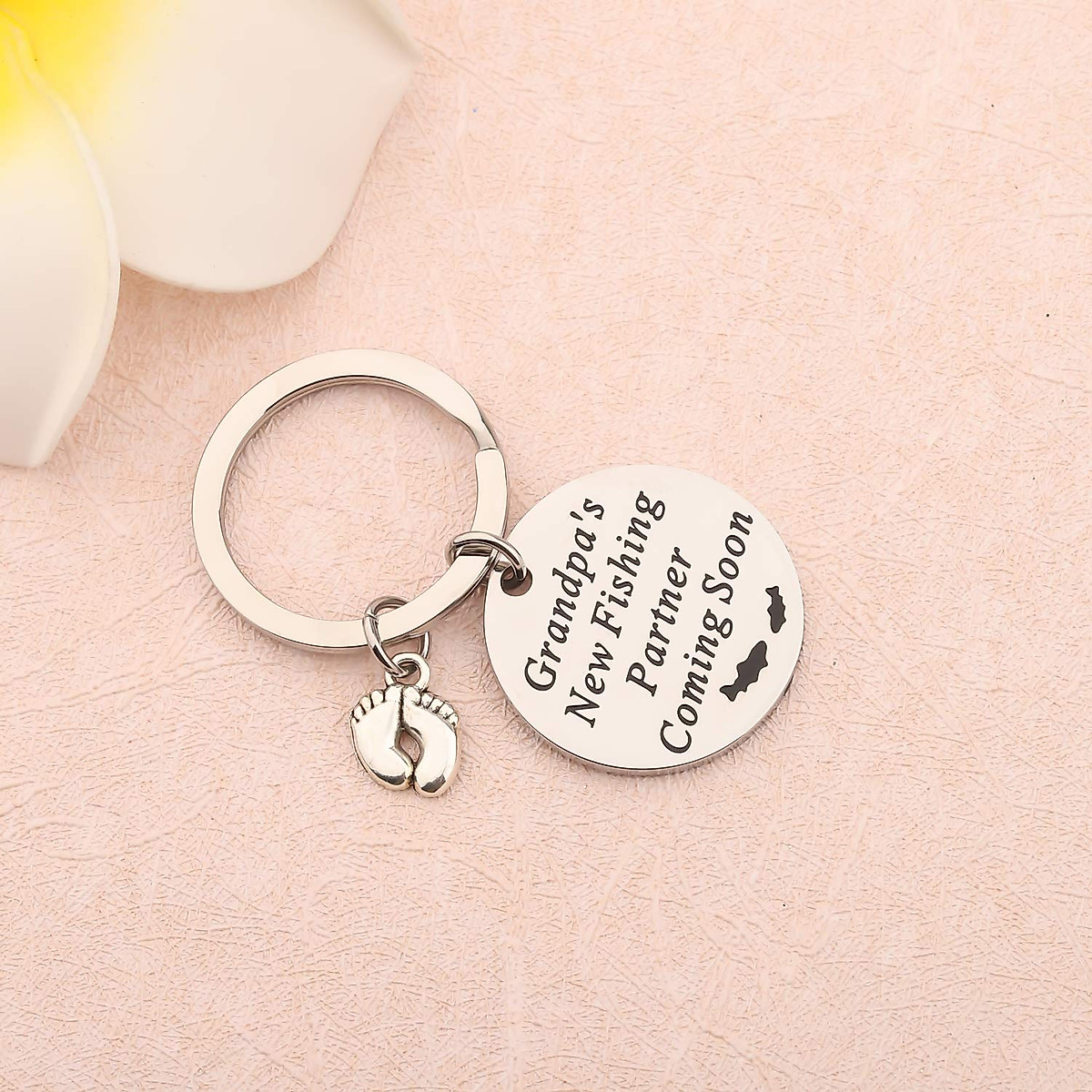 Grandpa to Be Gift Grandpas New Fishing Partner Coming Soon Keychain Pregnancy Announcement Gift for Grandpa Papa Grandfather (silver)