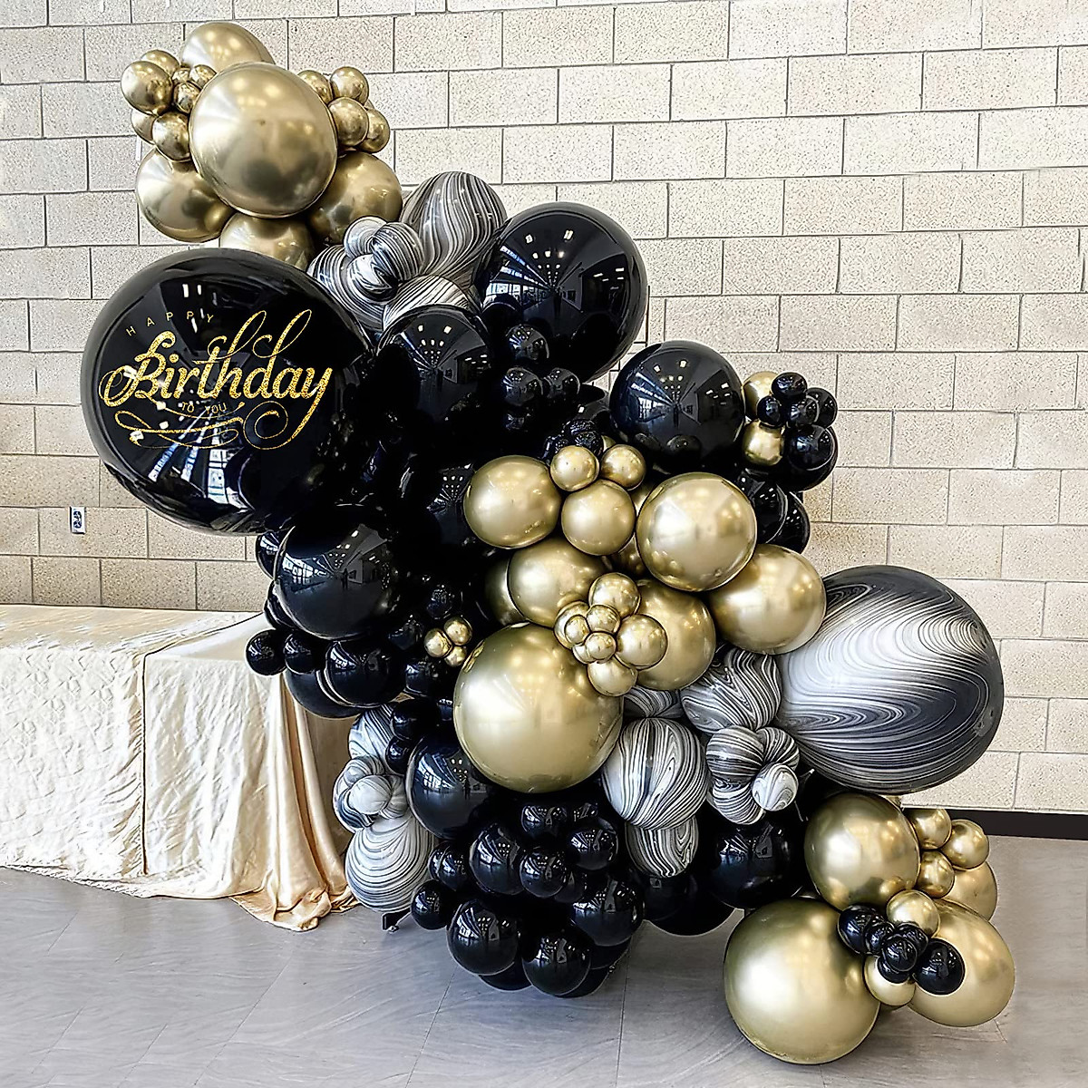 MOMOHOO Metallic Gold Balloons Garland Kit-130Pcs 18/12/10/5 Inch Gold Latex Baloons Different Sizes for Birthday Party Graduation Baby Shower Wedding