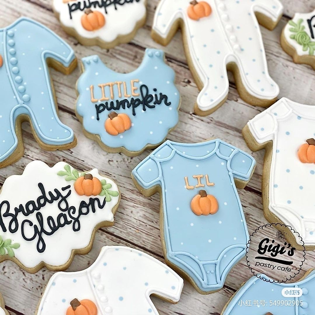 Baby Shower Cookie Cutters, 2 Pieces Baby Onesie and Baby Bib Cookie Cutter Shapes for Birthday Party Baby Shower