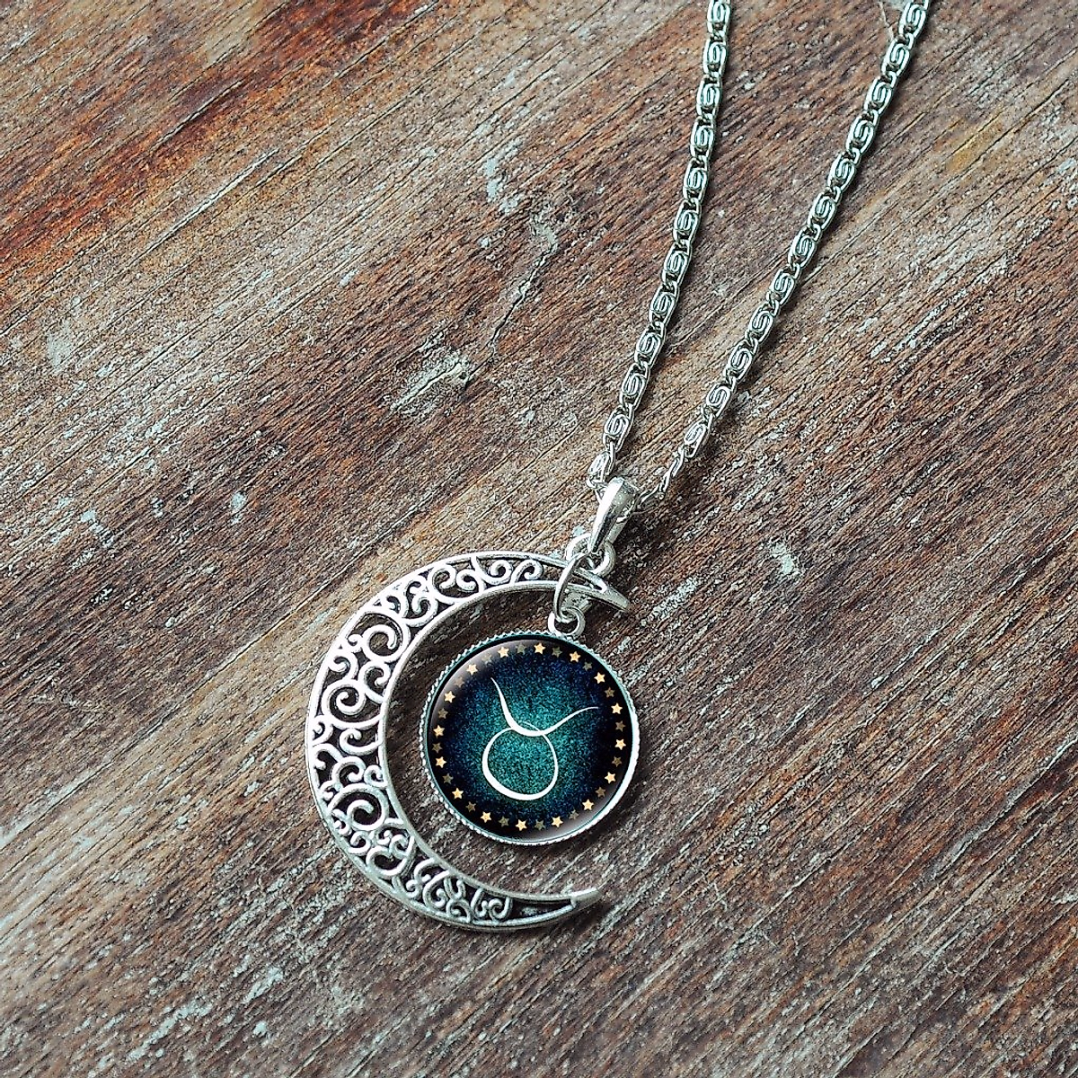 JczR.Y Taurus Constellation Necklace Pendant Time Gemstone Luminous Glow Long Sweater Chain Necklace Jewelry Fahion (Taurus)
