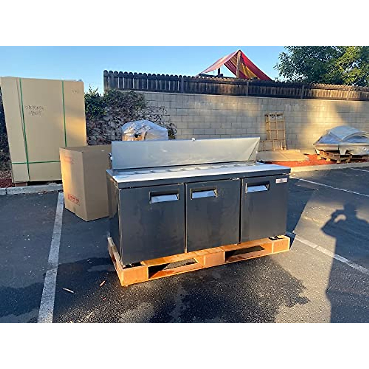 Commercial Refrigerated Sandwich Prep Table 3-door 72" Salad Stainless Steel Refrigerator for Restaurant Kitchen 70" W x 30"D x 42"H inch 33℉-41℉-XSP72