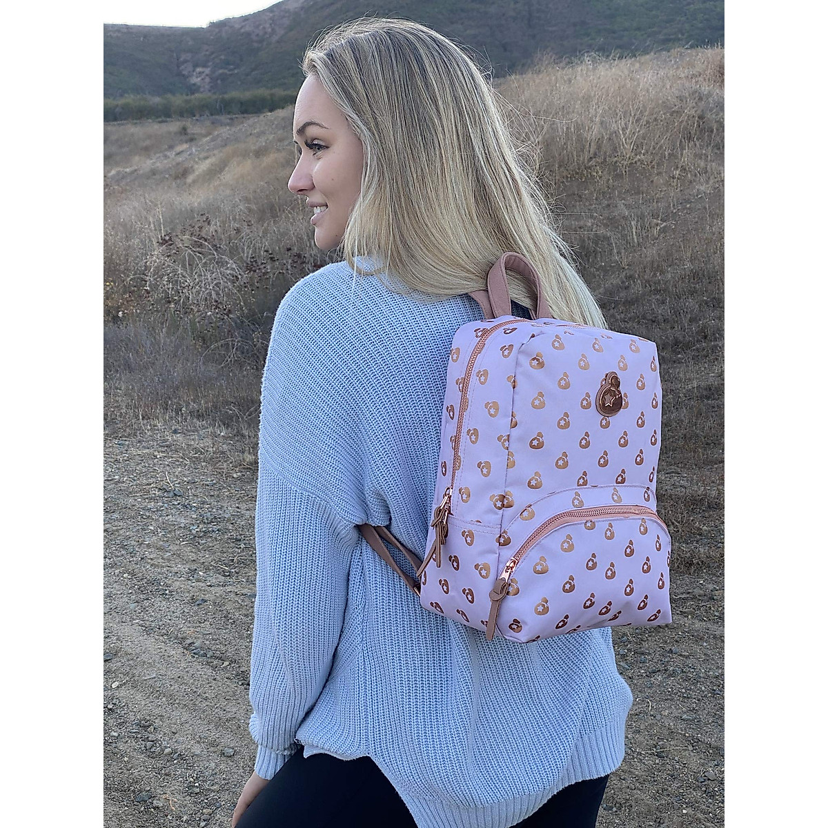 Controller Gear Special Edition Animal Crossing: New Horizons Switch Mini Backpack - Rose Gold Island - Nintendo Switch