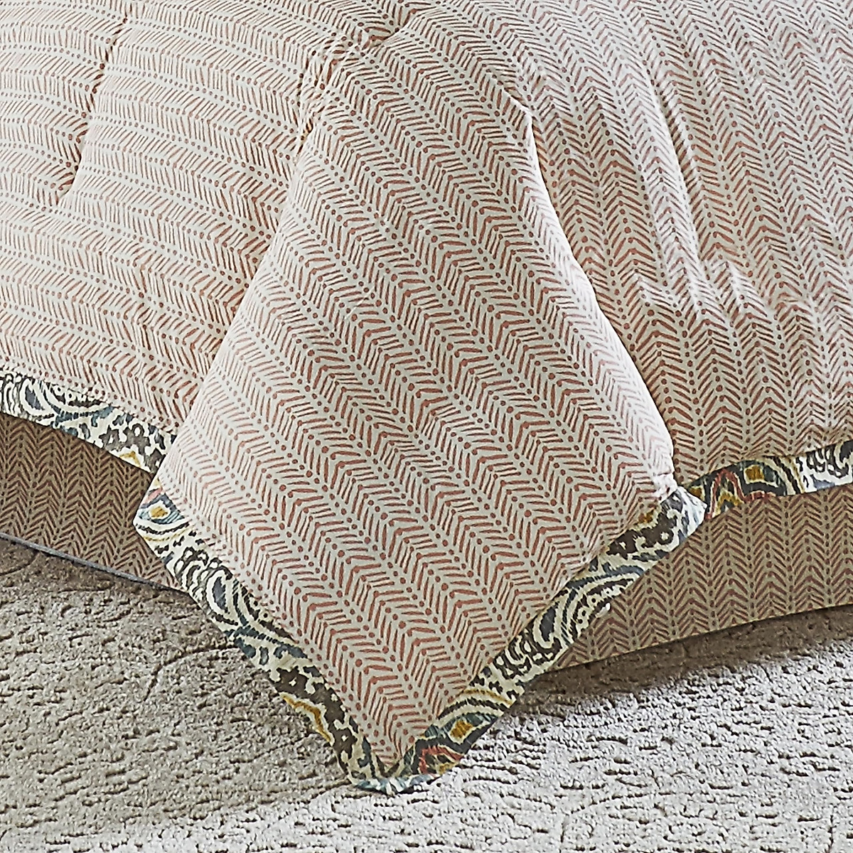 Waverly Artisanal Modern Farmhouse Damask 4 Piece Reversible Comforter Set, All Season Bedding, Includes One Comforter, One Bed Skirt and Two Pillow Shams, Machine Washable Full/Queen Bed Set, Mineral