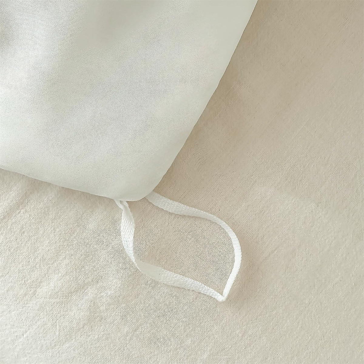 SOUKACH Ruffled Bedding Bow Duvet Cover Set with Butterfly Tie, Soft Brushed Microfiber Shabby Chic Bedding Set with Zipper Closure for Kids Girls-White,Full