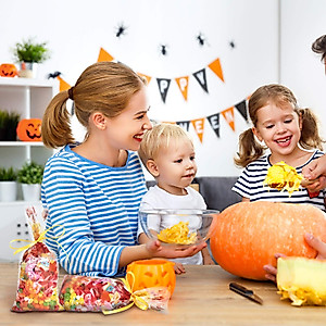100 Pieces Fall Cellophane Bags Pumpkin Fall Leaves Treat Bags Halloween Pumpkin Bags Thanksgiving Cellophane Bags with 1 Piece Orange Ribbon for Chocolate Candy Snacks Cookies Little Toys