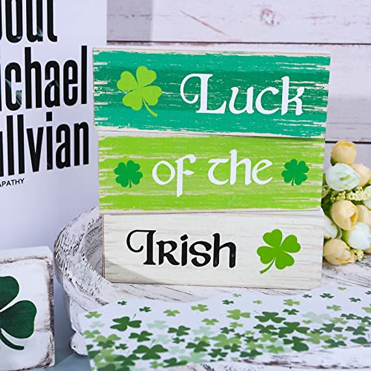 Whaline St. Patrick's Day Decor 3-layered Green Shamrock Wood Block St. Patricks Decorations Luck of the Irish Prints Wood Sign Tiered Tray Table Decorations for Home Living Room Mantle Dining Table, 3Pcs