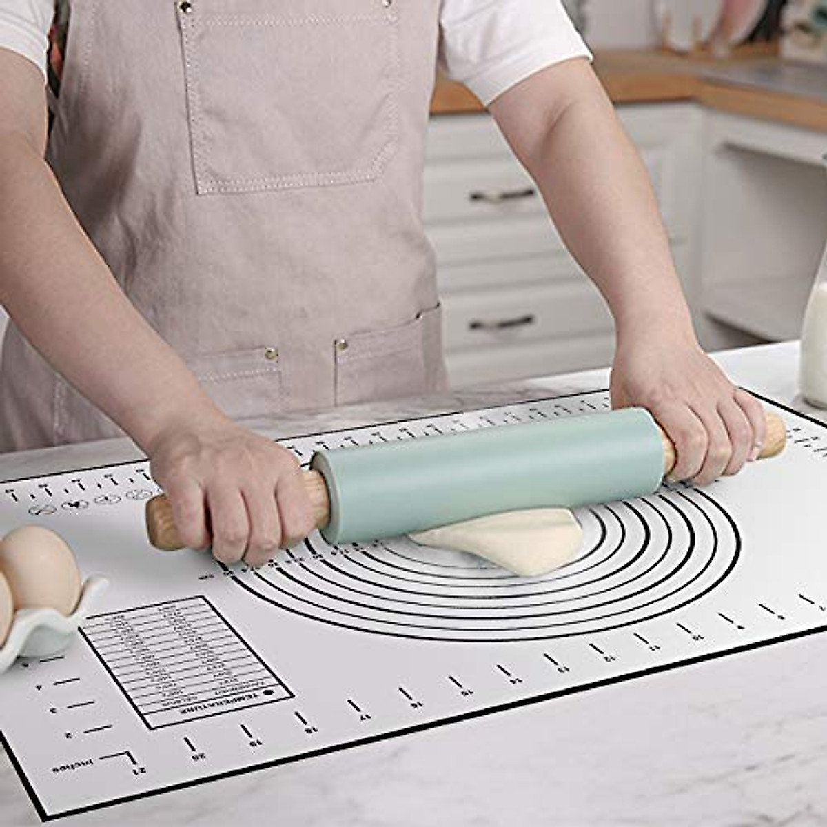 KUFUNG Silicone Baking Mats Non-Slip Pastry Mat Countertop Protector Fondant Mat for Rolling Dough Pie Crust Pizza and Cookies (24 x 16 Inch, Black)