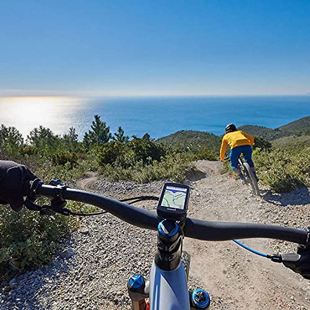 Garmin Edge 530 (Sensor Bundle) GPS Bike Computer with HRM, Speed/Cadence Sensors, Silicone Case (Black) & Tempered Glass | Cycle Maps, VO2 Max, Popularity Routing | Cycling Computer | 010-02060-10