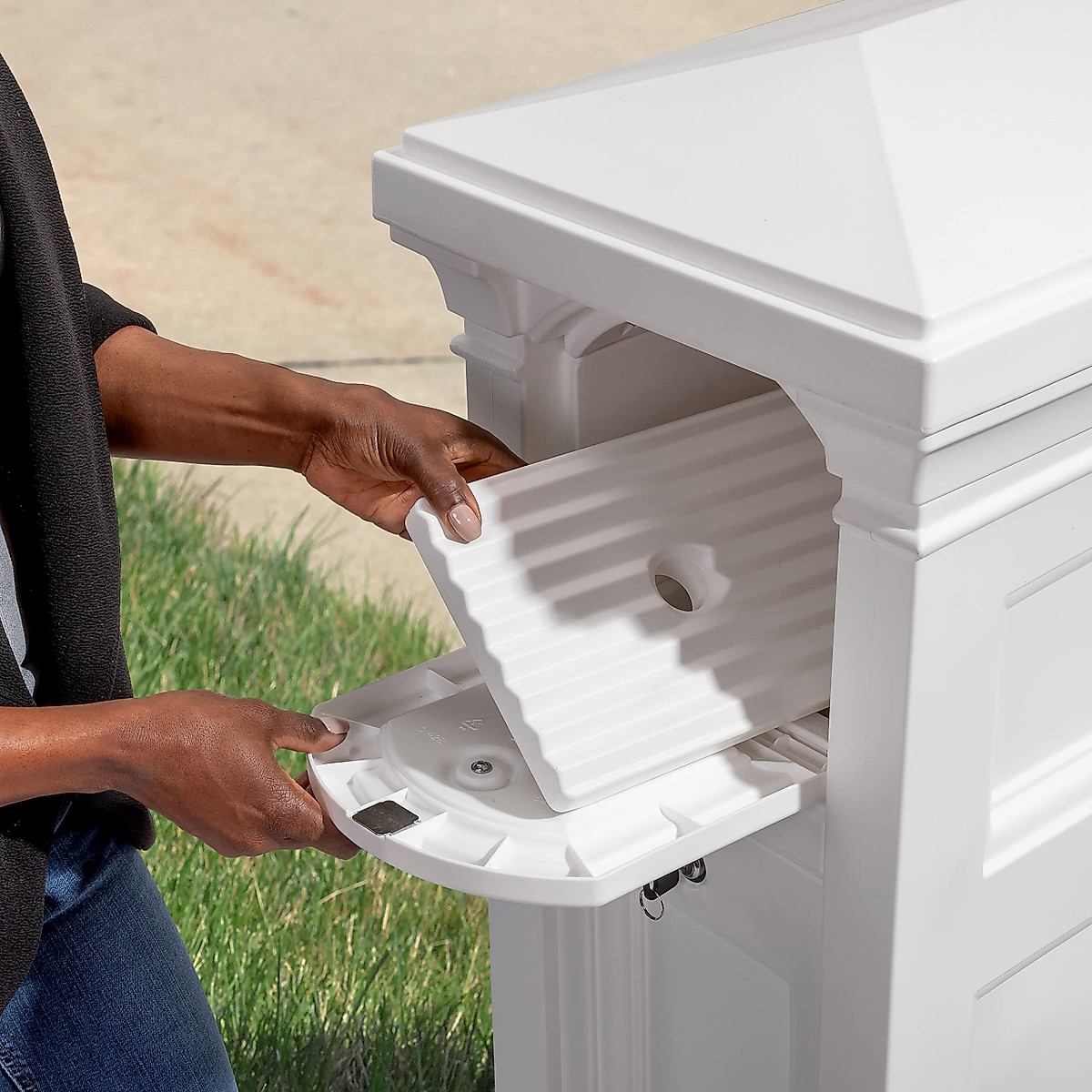 Step2 500599 Atherton Reserve Storage Classic White Mailbox & Mayne 580D-BK Ground Screw, Silver